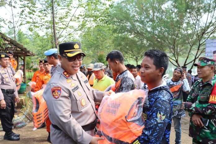 Minimalkan Kecelakaan, Pengelola Wisata Perahu Logung Kudus Diminta ...