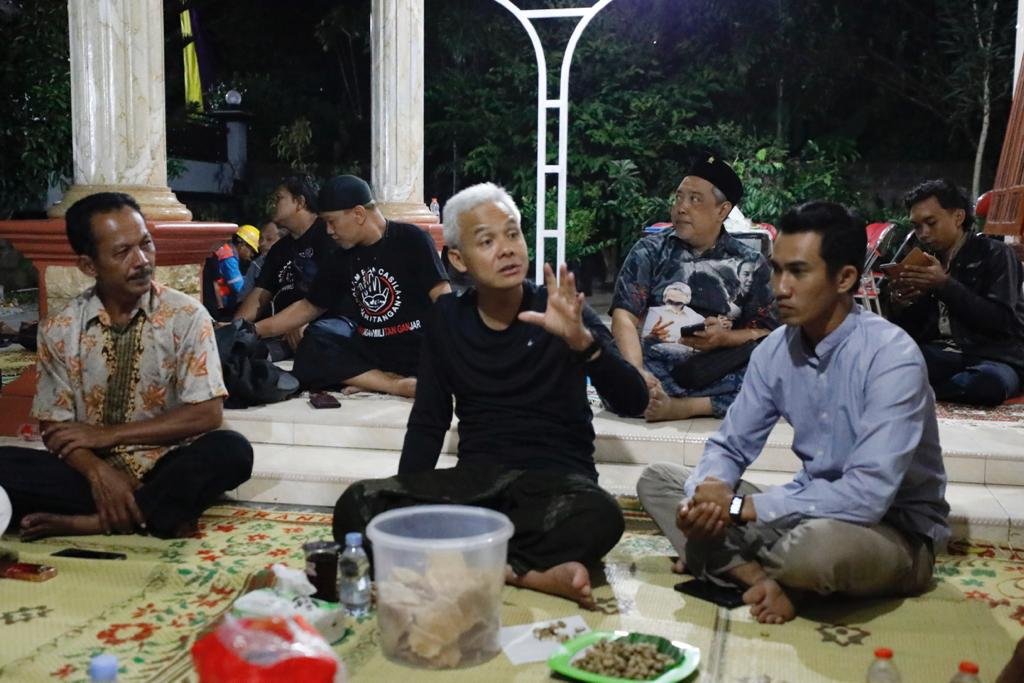 Merakyat, Ganjar Bermalam di Rumah Warga Desa Polokarto, Sukoharjo