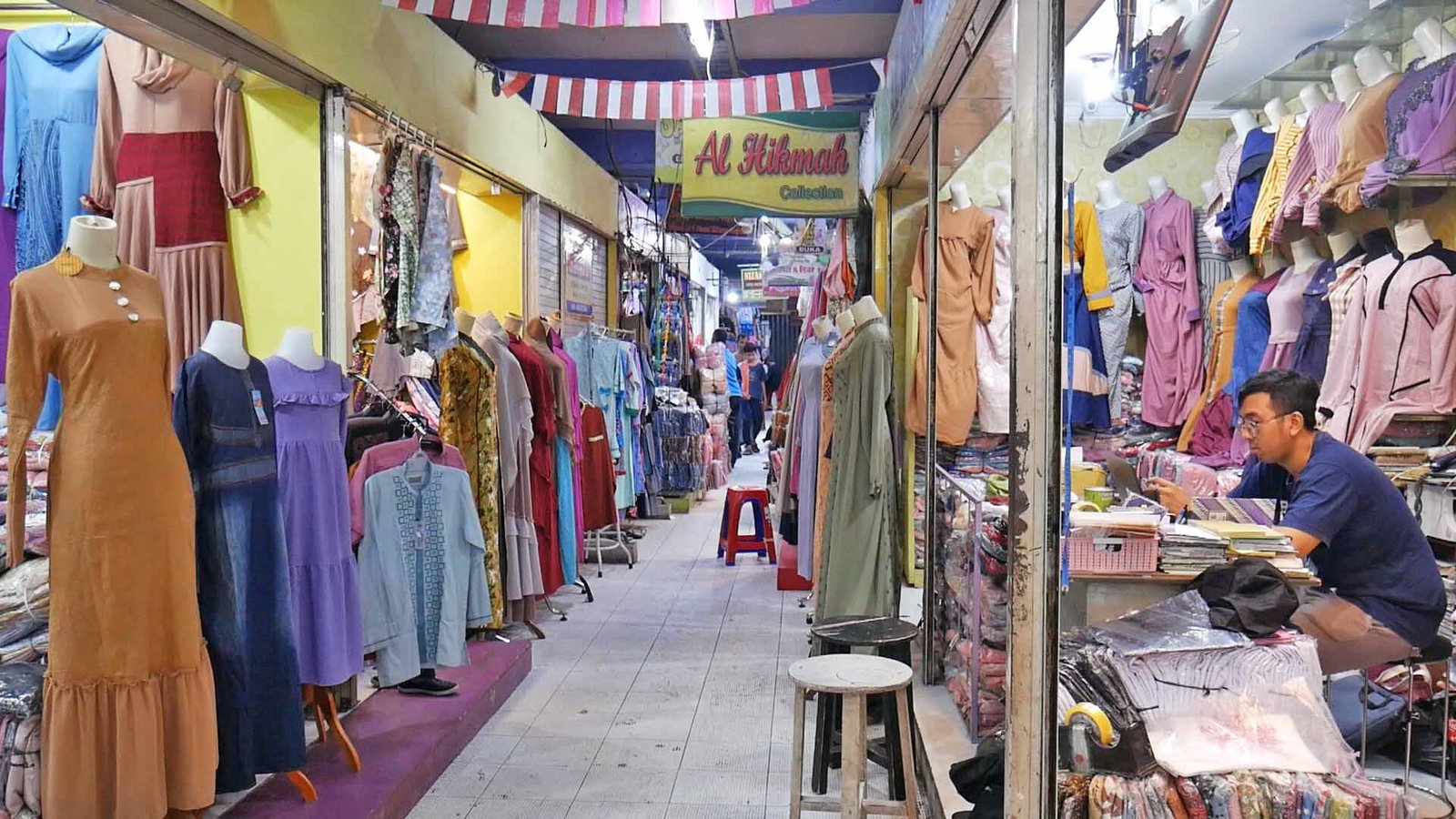 Pasar Tradisional Sepi Pembeli, Pedagang Diminta Beralih ke Pasar Online